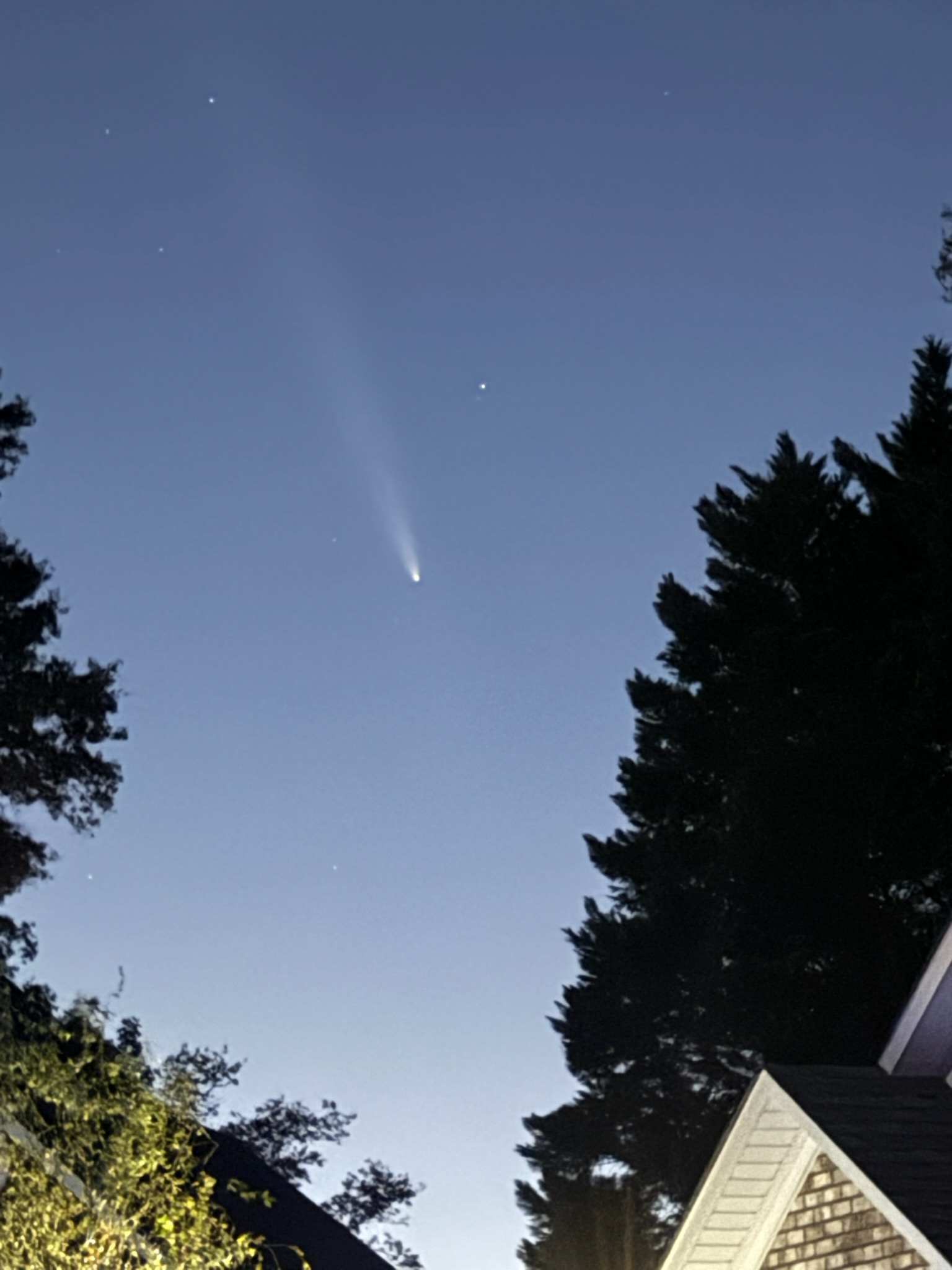 Naked eye comet visible over Charlotte | Charlotte Amateur Radio Club